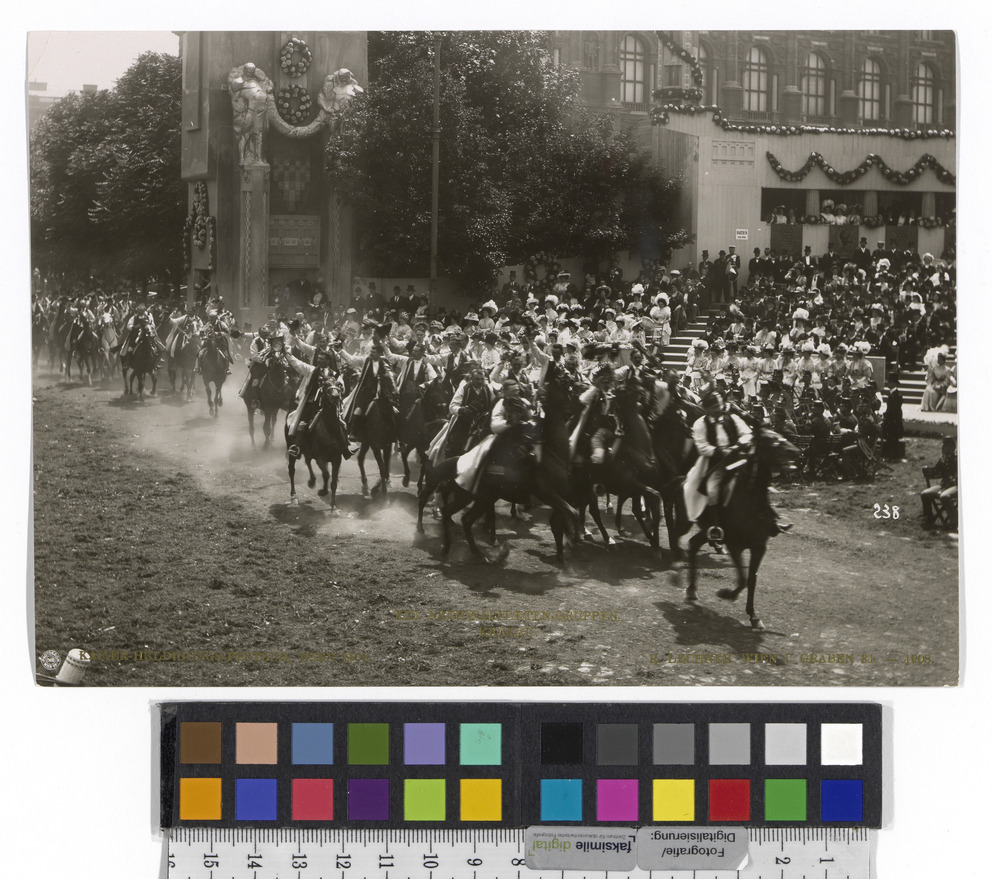 Der Kaiser-Huldigungs-Festzug, Wien 1908. 21. Nationalitaeten-Gruppen ...