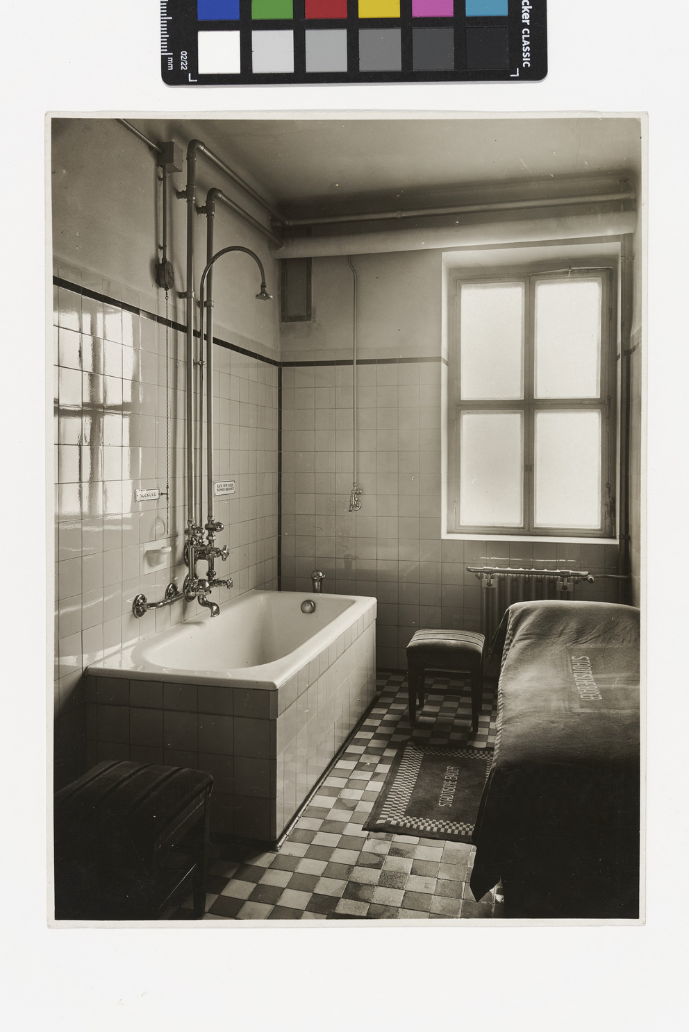 10., Reumannplatz 23 - Amalienbad - Wannenkabine – Wien Museum Online ...