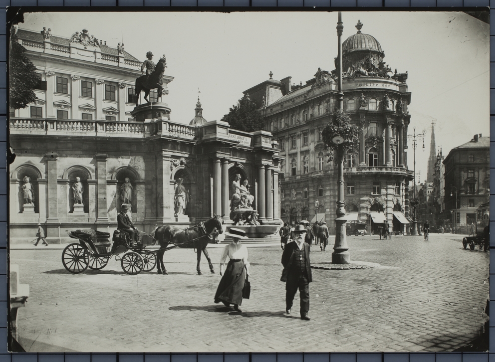 1., Albertinaplatz - Albertina - Philipphof (Reproduktion) – Wien ...