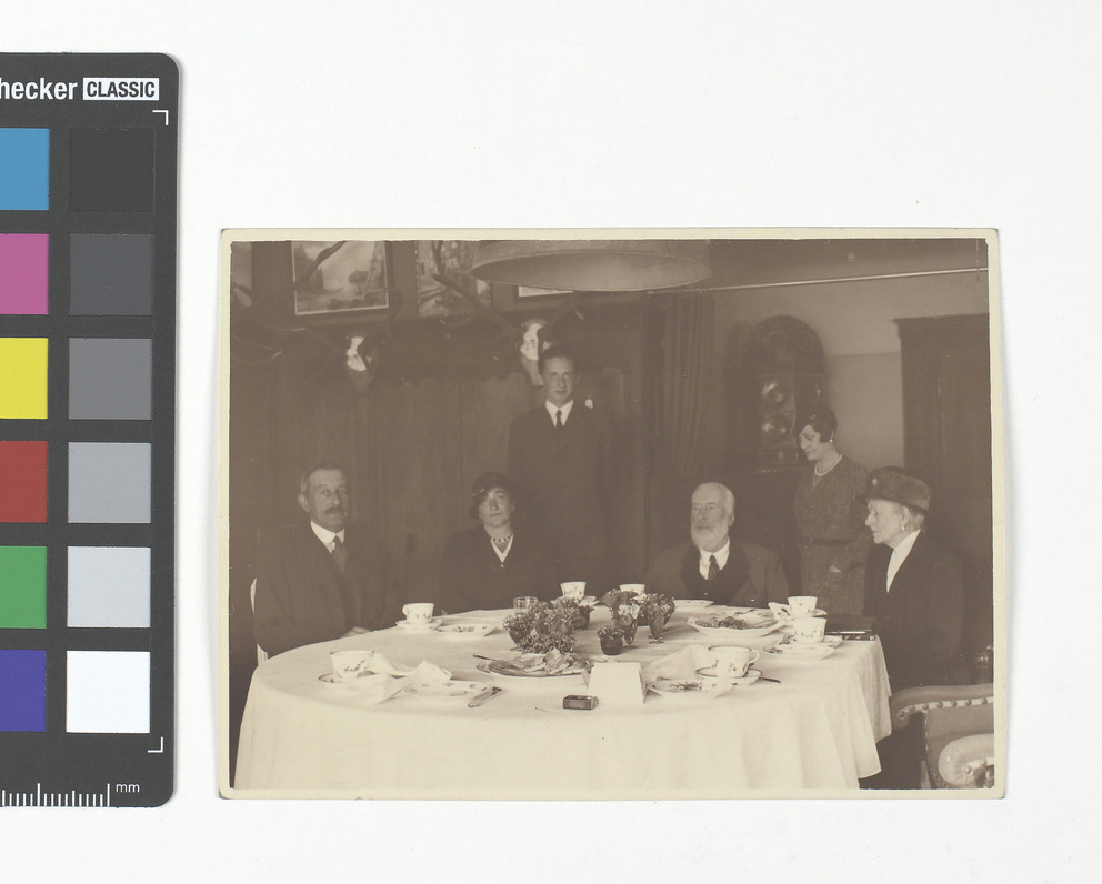 Gäste bei Franz Fürst Liechtenstein (Jean de Bourgoing (1877-1968 ...