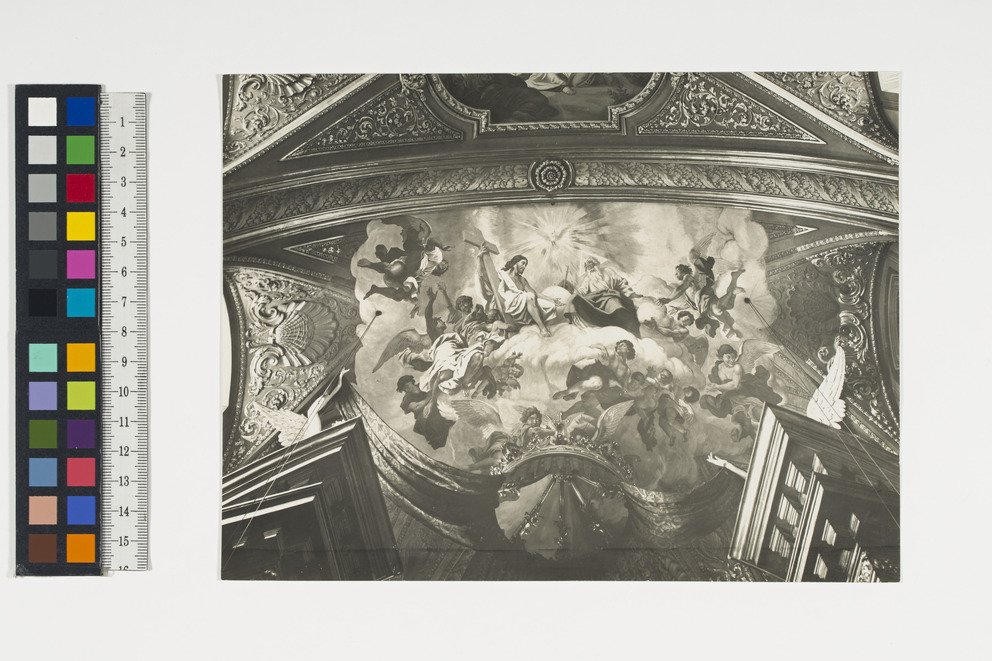 1., Dr.-Ignaz-Seipel-Platz - Jesuitenkirche - Innenansicht ...