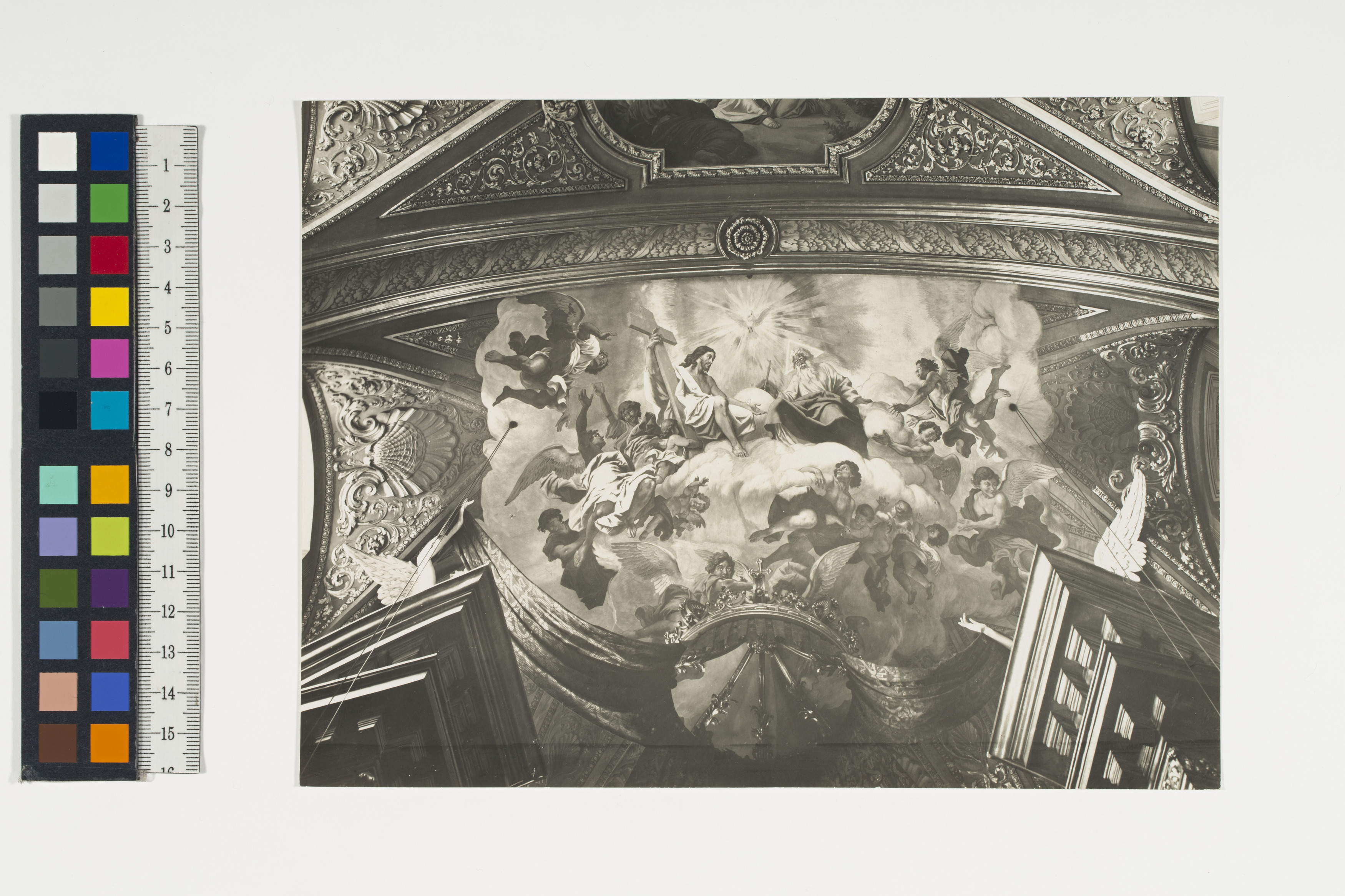 1., Dr.-Ignaz-Seipel-Platz - Jesuitenkirche - Innenansicht ...