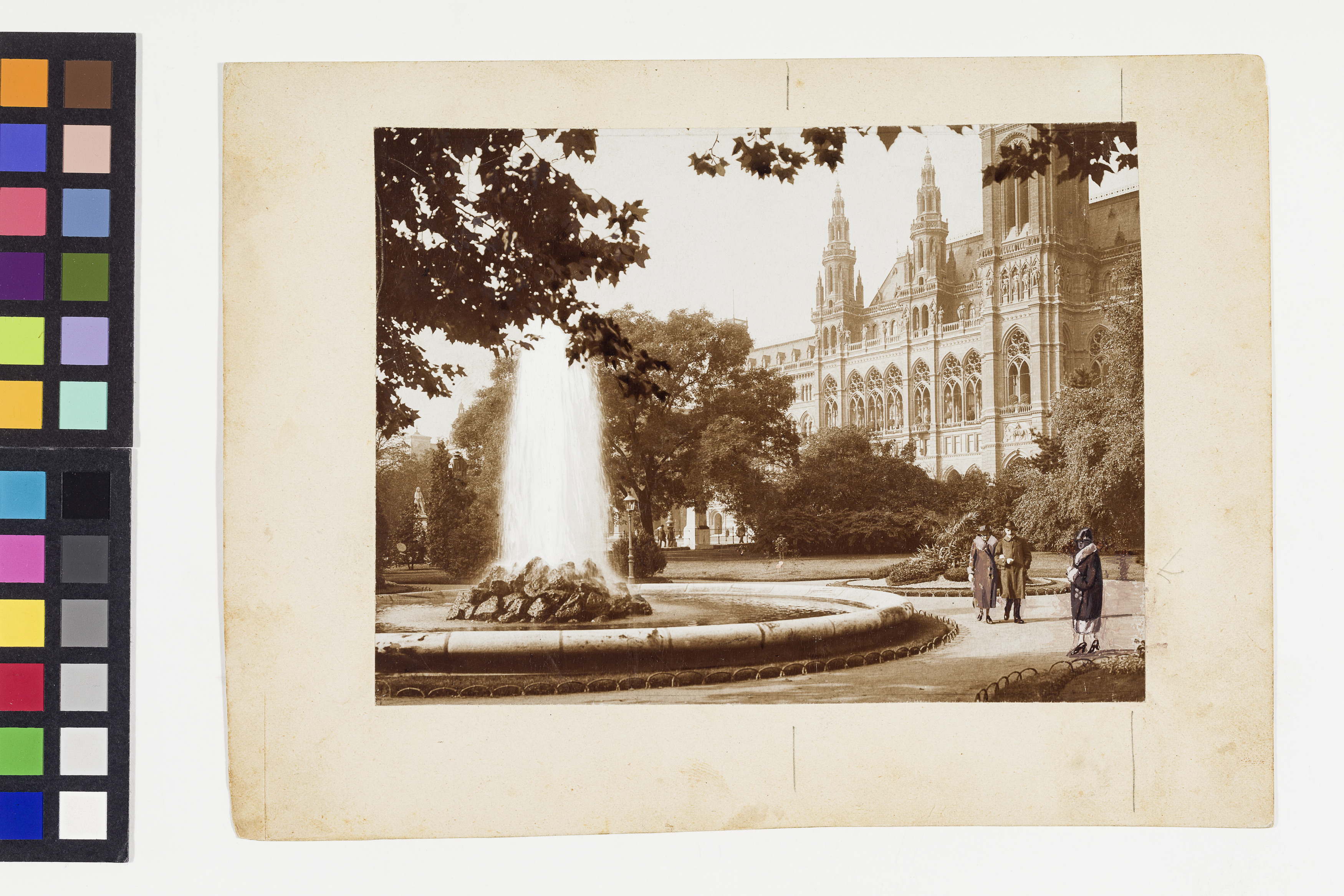 1., Rathauspark - Nordpark - Blick über den Springbrunnen gegen das ...