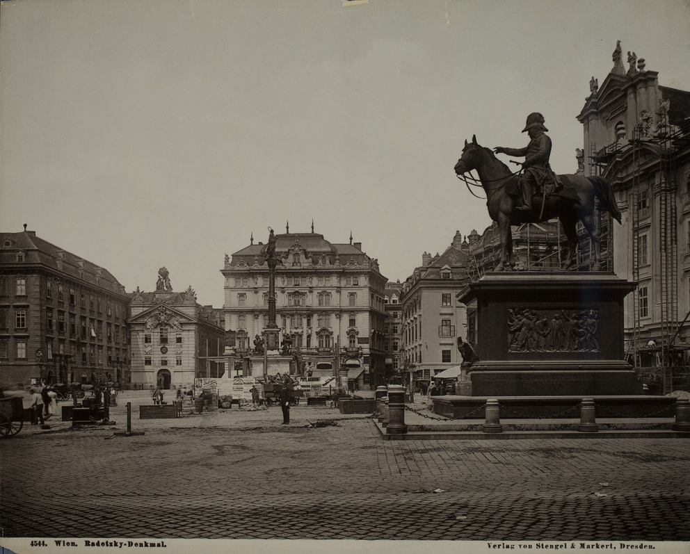 1., Am Hof - Platzansicht mit Radetzky-Denkmal und Markt – Wien Museum ...