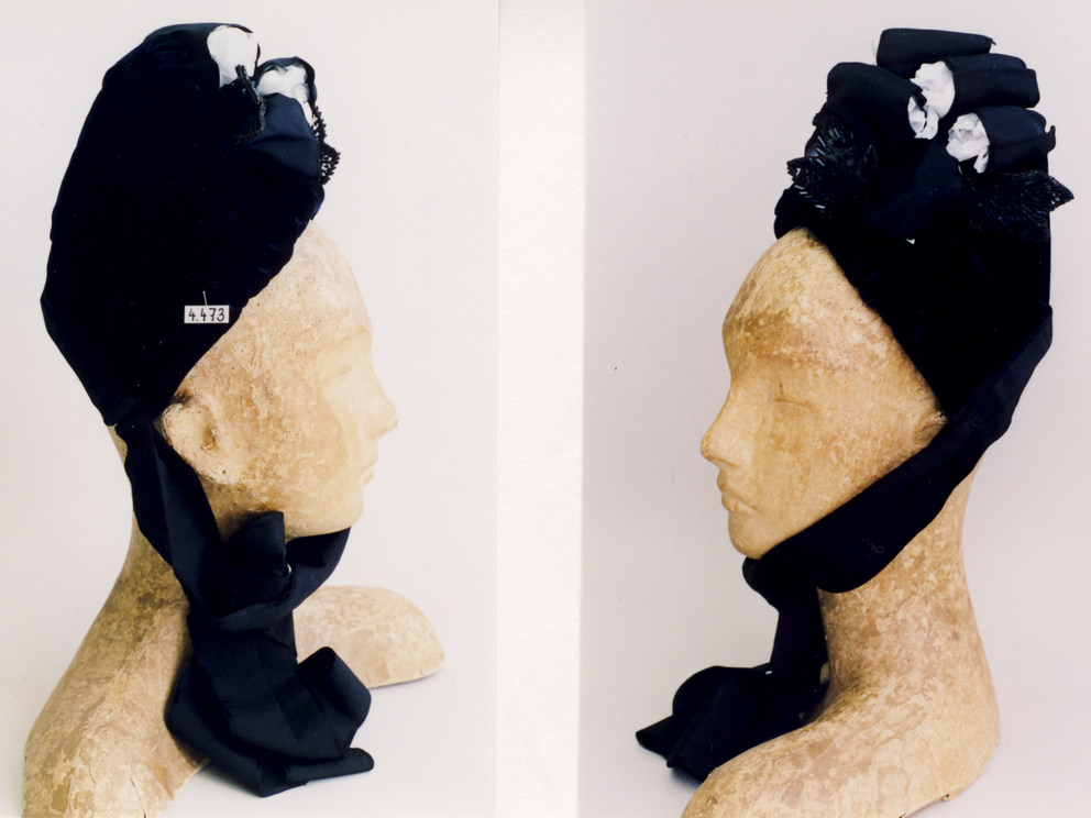 Capote – Wien Museum Online Sammlung