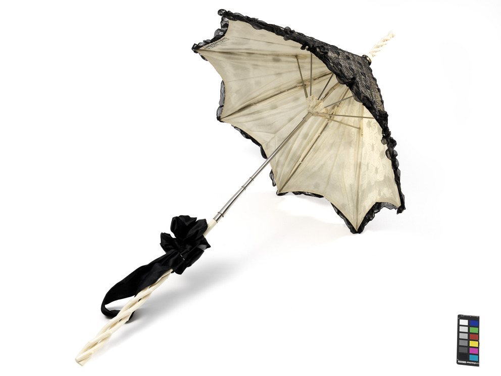 Damensonnenschirm / Knicker – Wien Museum Online Sammlung