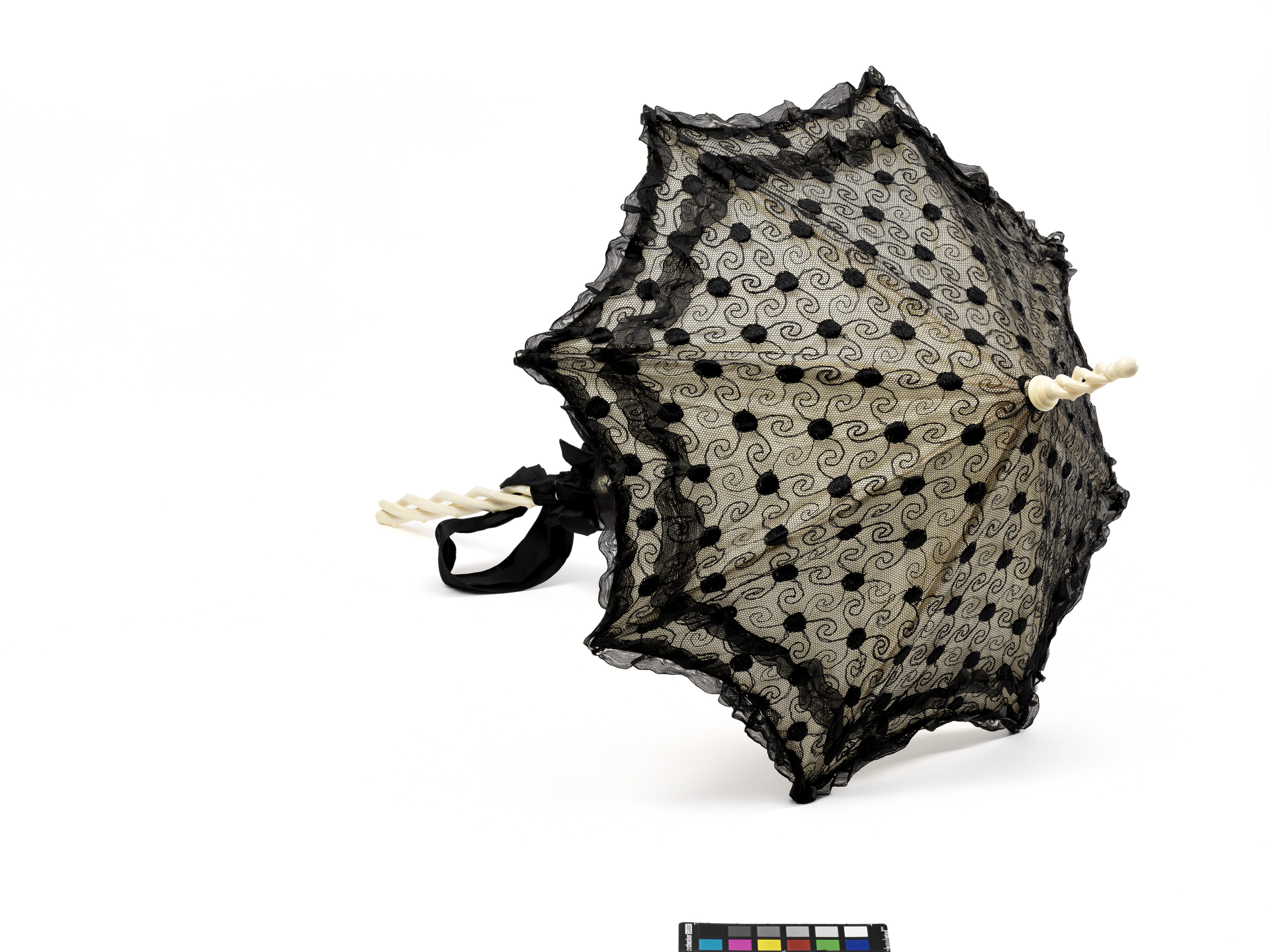 Damensonnenschirm / Knicker – Wien Museum Online Sammlung